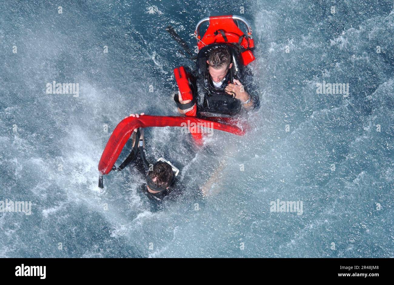 US Navy USS Stennis - rescue swimmer Stock Photo - Alamy