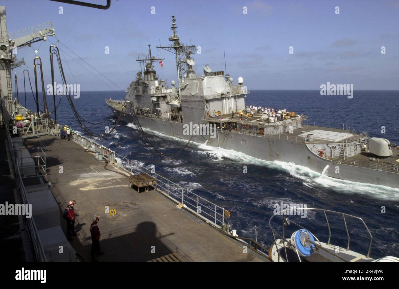 US Navy USS Seattle - unrep Stock Photo - Alamy