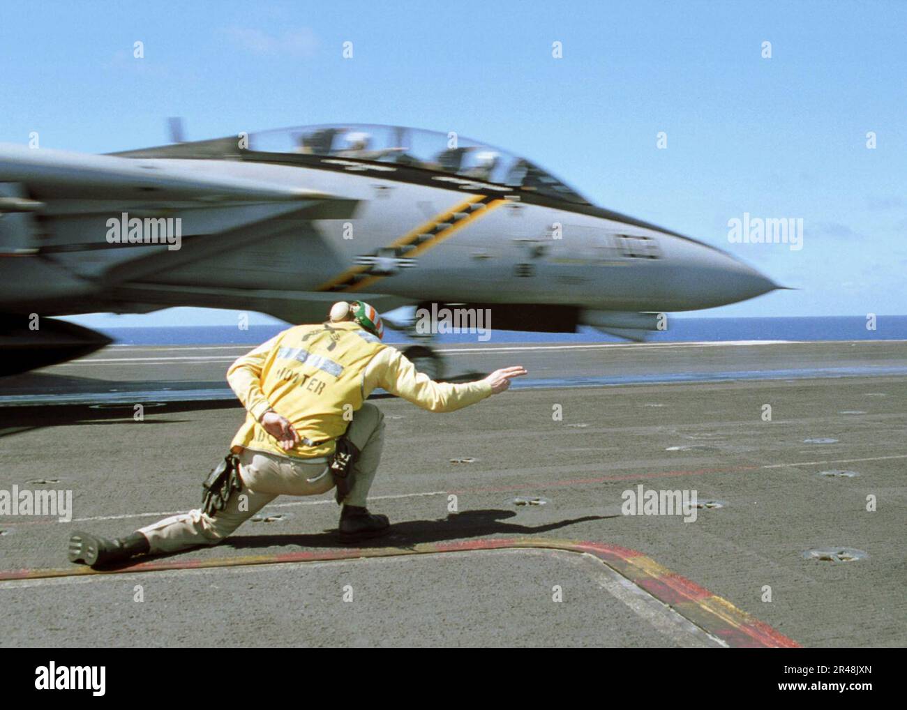 US Navy USS Washington - Tomcat launch Stock Photo - Alamy
