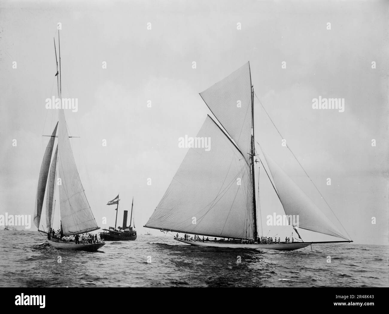 Defender, Valkyrie III, 1895 Sept 7, c1895 Stock Photo - Alamy