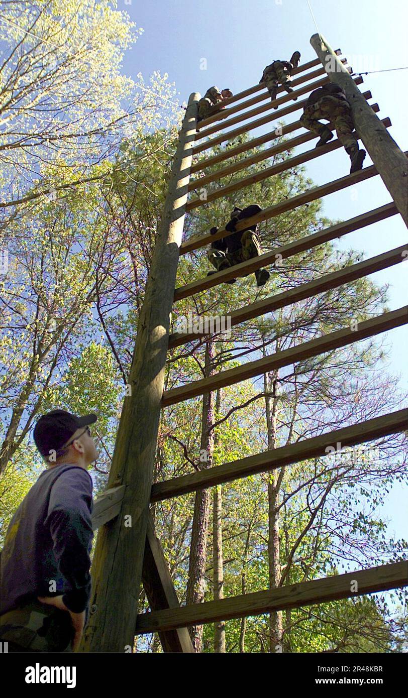US Navy SWAT team training Stock Photo - Alamy