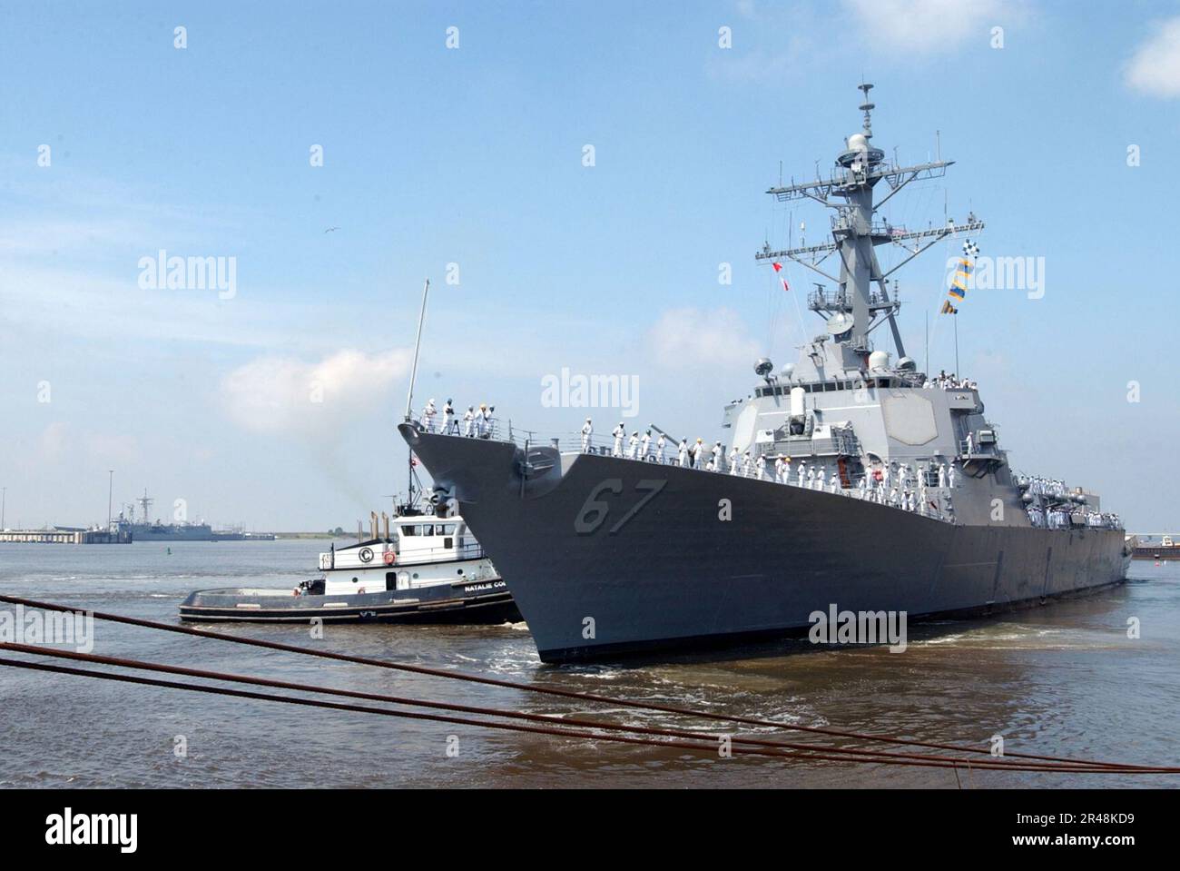 US Navy USS Cole gets underway after completing repairs Stock Photo - Alamy