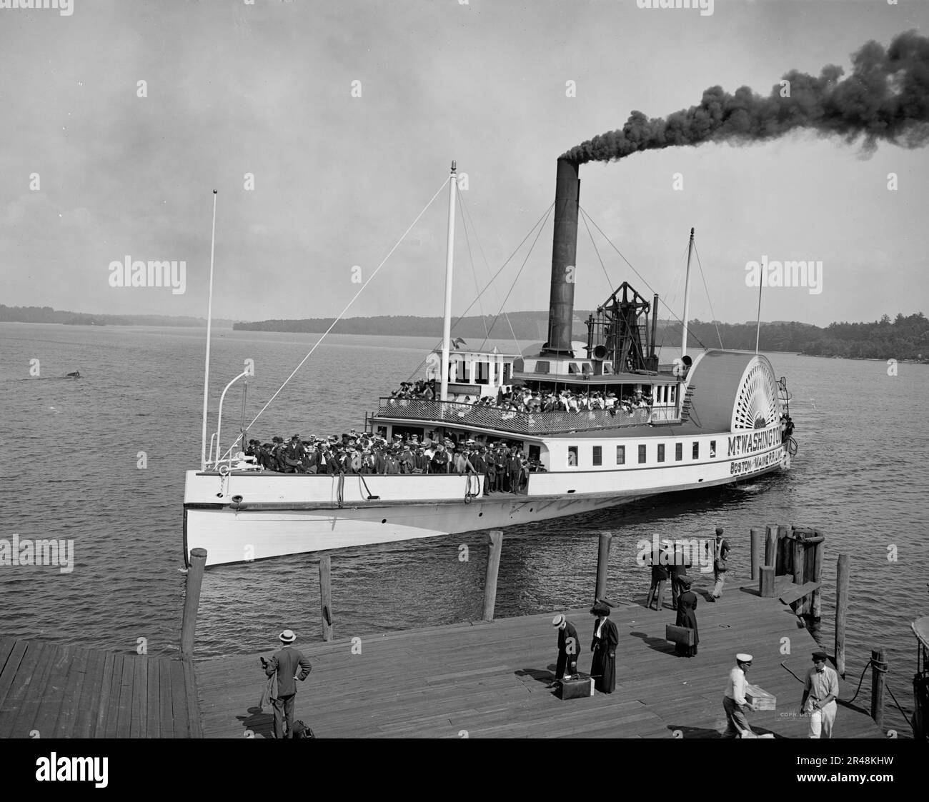 Steamboat landing Black and White Stock Photos & Images - Alamy