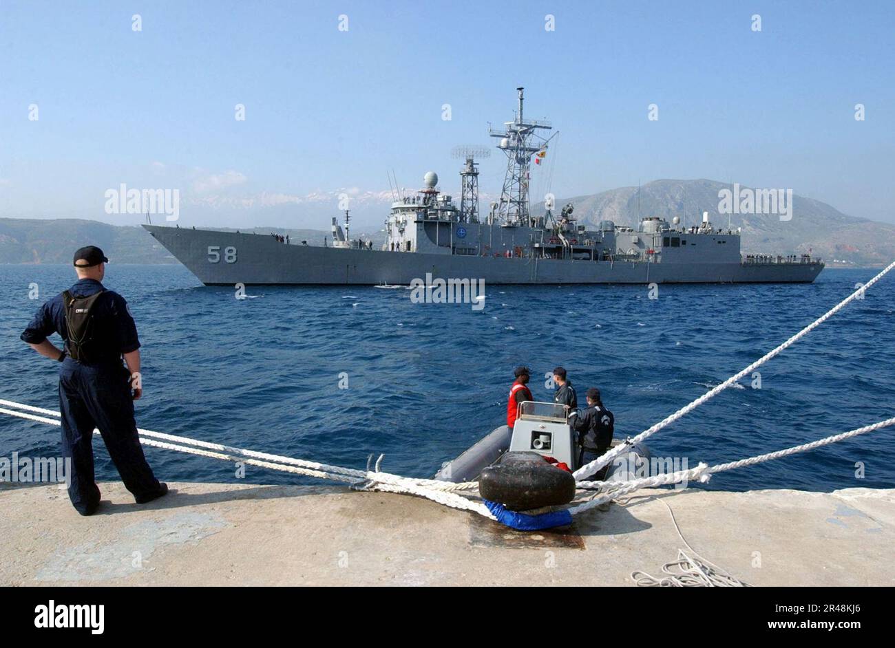US Navy USS Samual B. Roberts port visit Stock Photo - Alamy