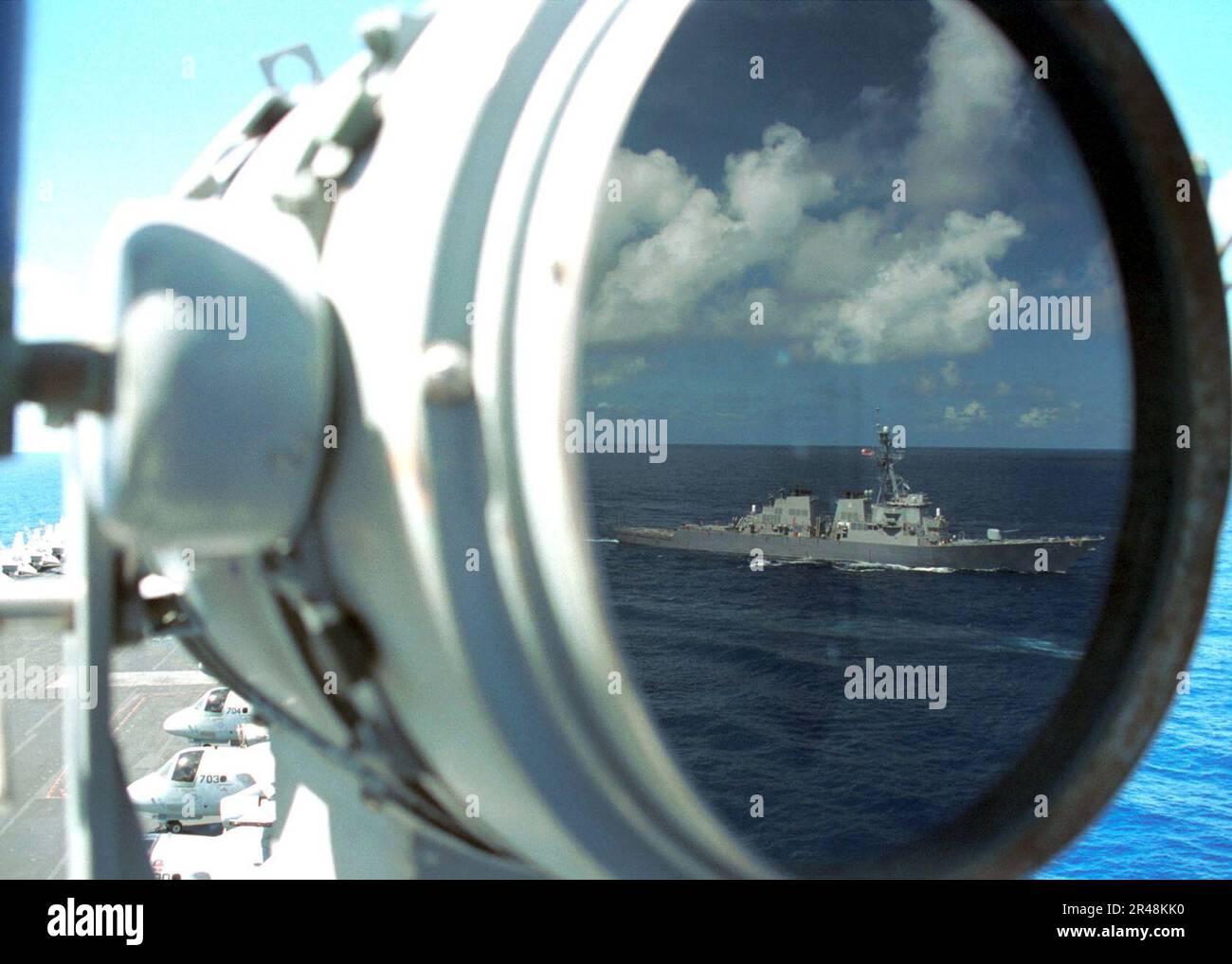 US Navy USS Mahan - signal light reflection Stock Photo - Alamy