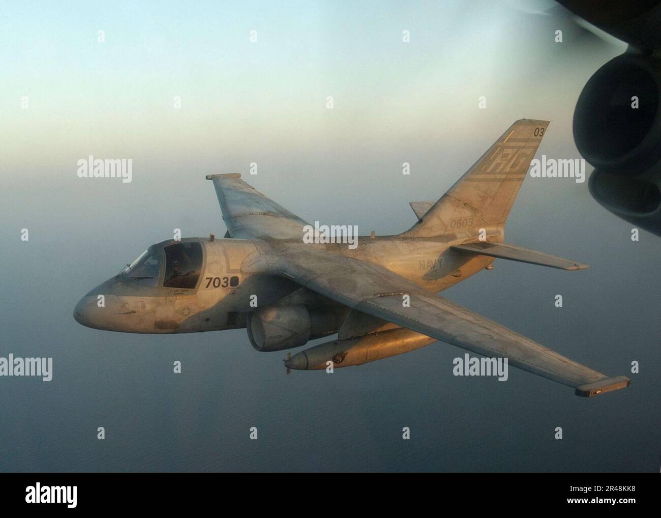US Navy S-3 - in flight Stock Photo - Alamy