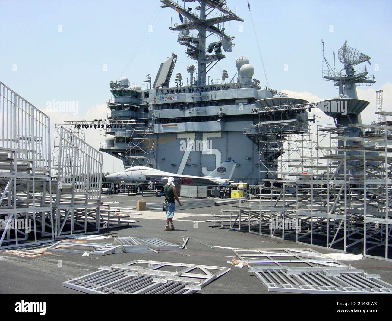 US Navy Fleet Week 2002 preparations aboard CVN 75 Stock Photo - Alamy