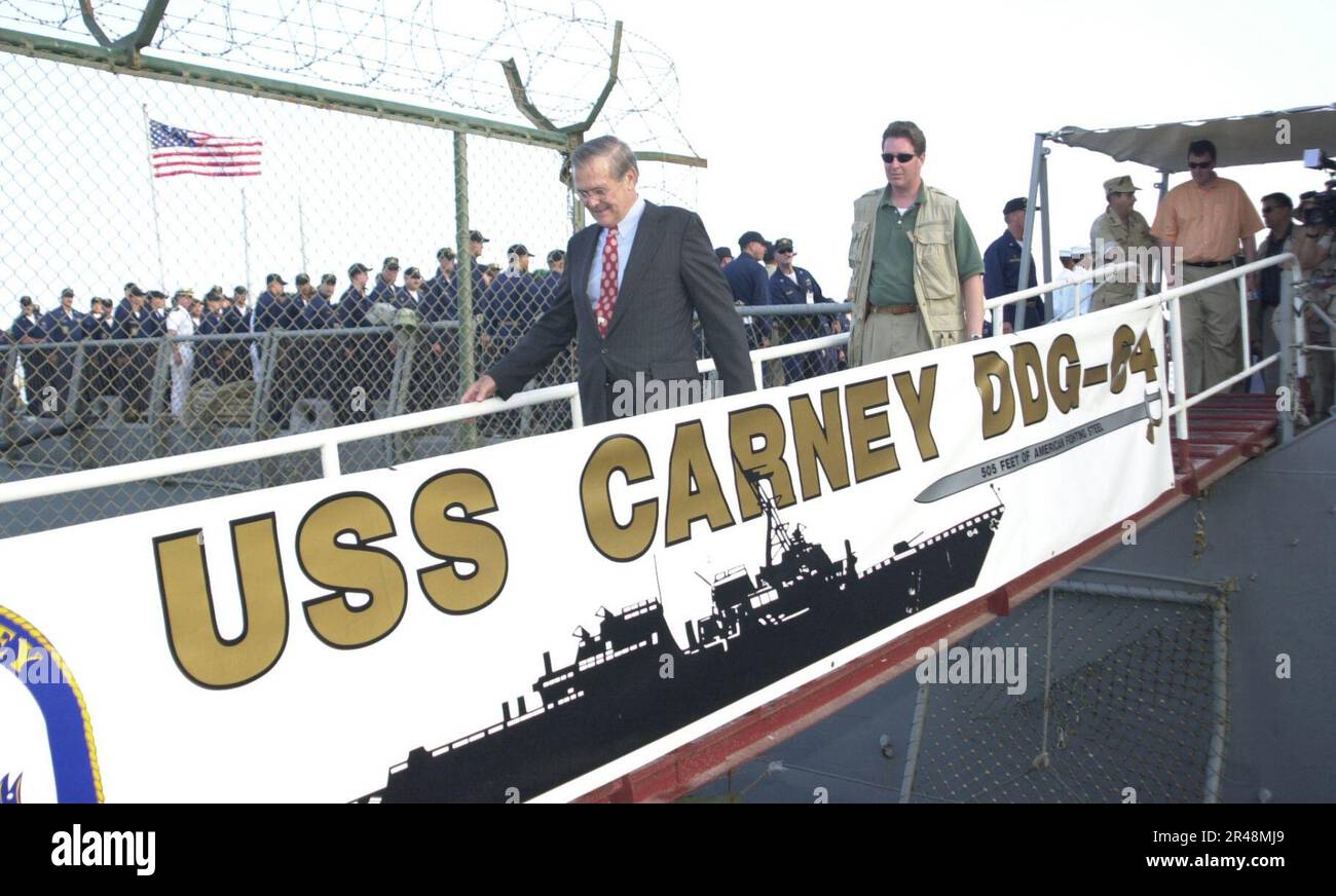 US Navy SECDEF visits USS Carney Stock Photo - Alamy