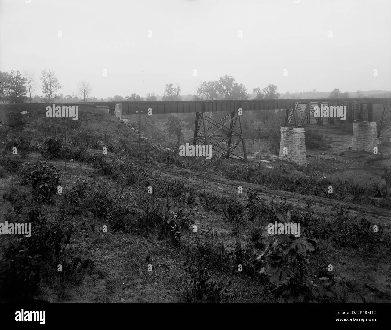 Missouri heritage road bridge hi-res stock photography and images - Alamy
