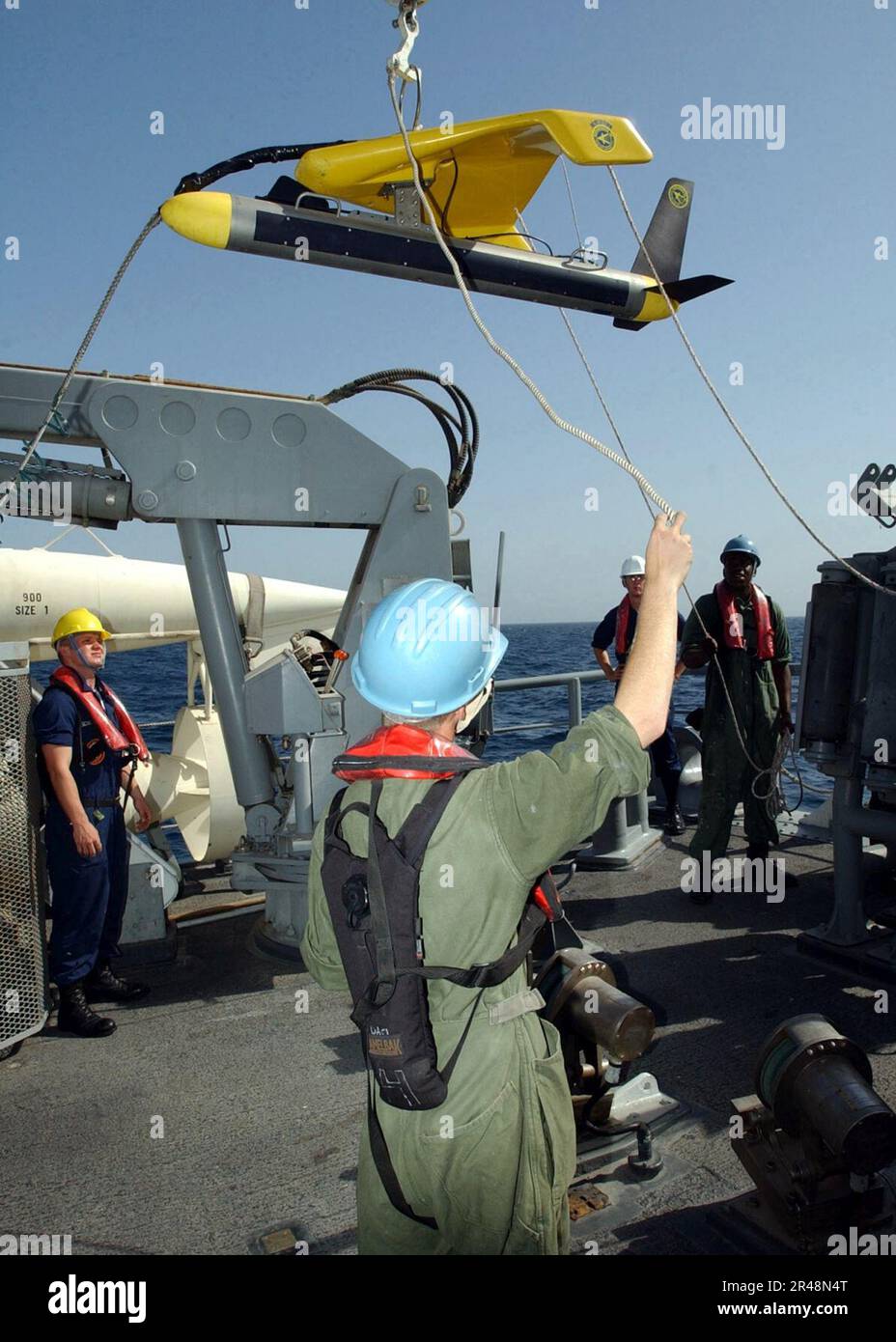 US Navy ''Klein 5000''side scan sonar Stock Photo - Alamy