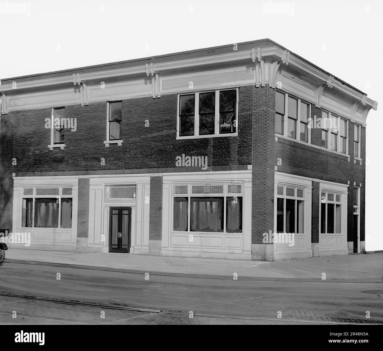 Dime Savings Bank Branch, Broadway and Grand Circus Park, Detroit, Mich ...
