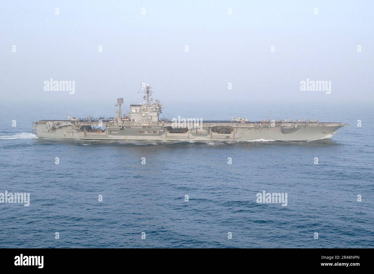 US Navy USS Kennedy - underway Stock Photo - Alamy