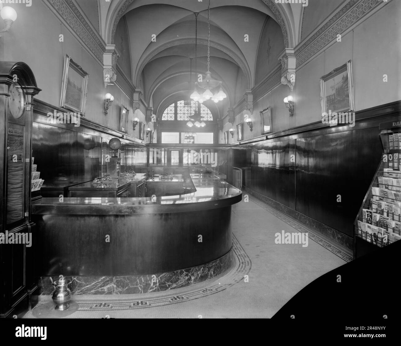 Grand Trunk Western Railroad, ticket office, Detroit, Mich., between ...