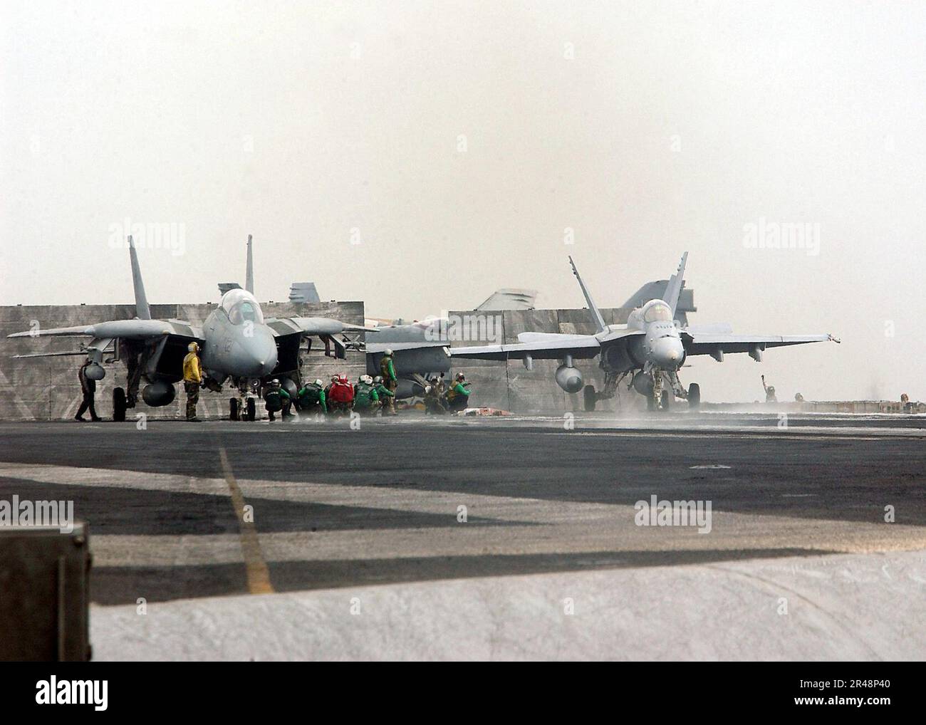 US Navy Carrier Air Wing 17 aircraft prepare for launch Stock Photo - Alamy