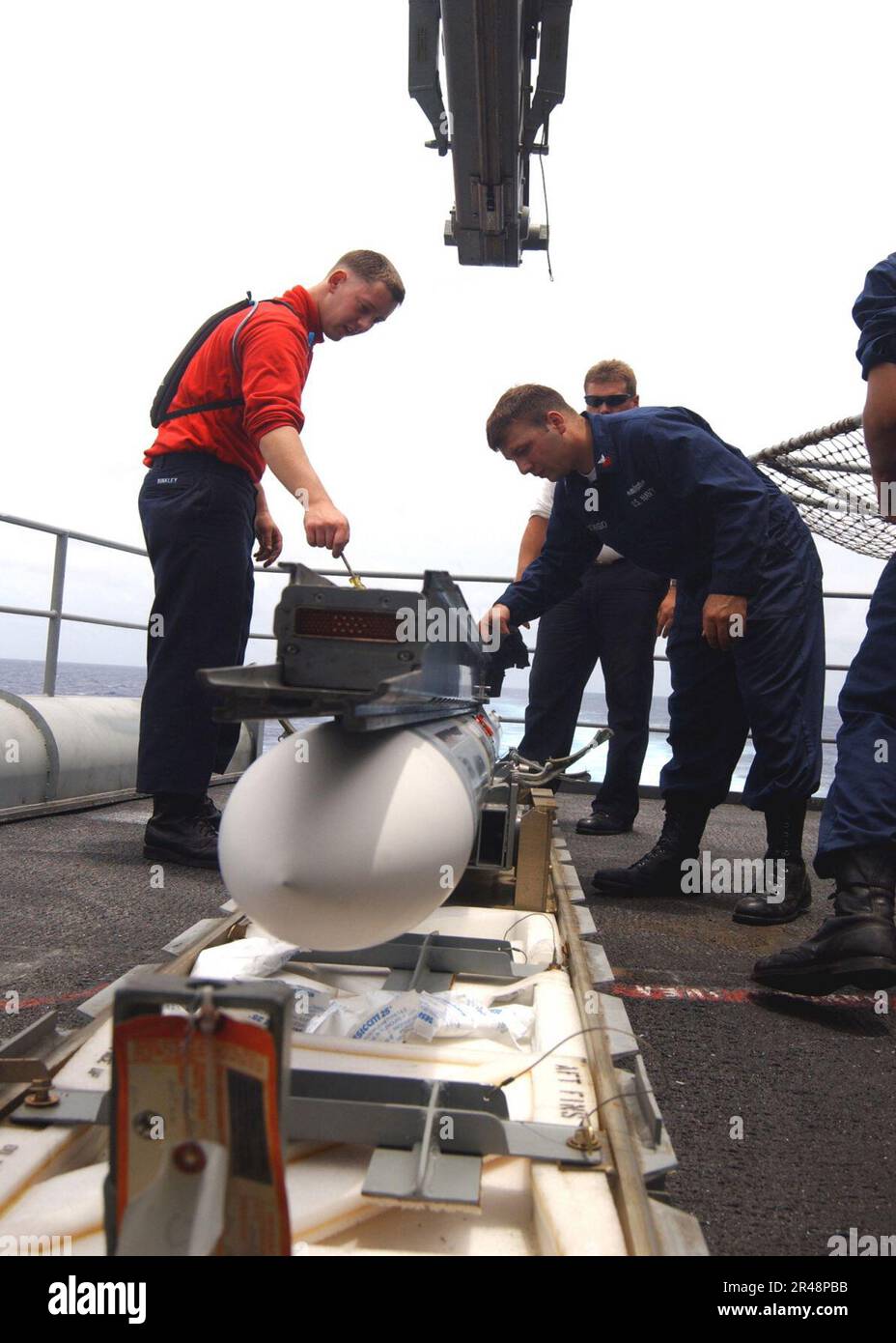 Ships launchers hi-res stock photography and images - Alamy