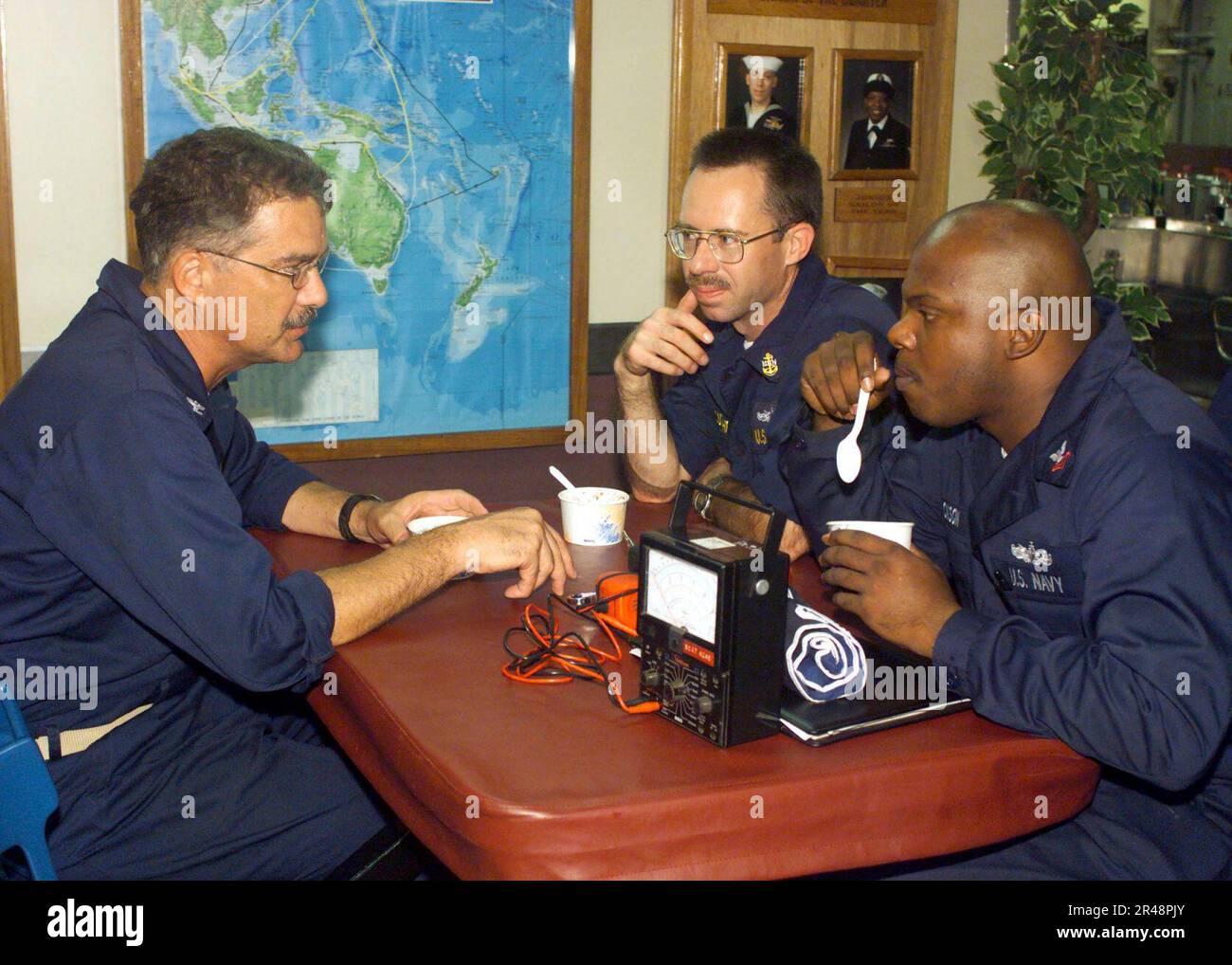 Ice cream, us navy hi-res stock photography and images - Alamy