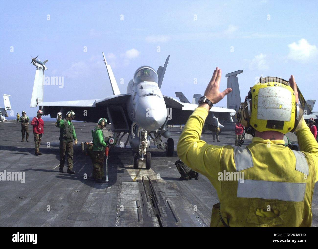 US Navy Super Hornet moves into position for launch Stock Photo - Alamy