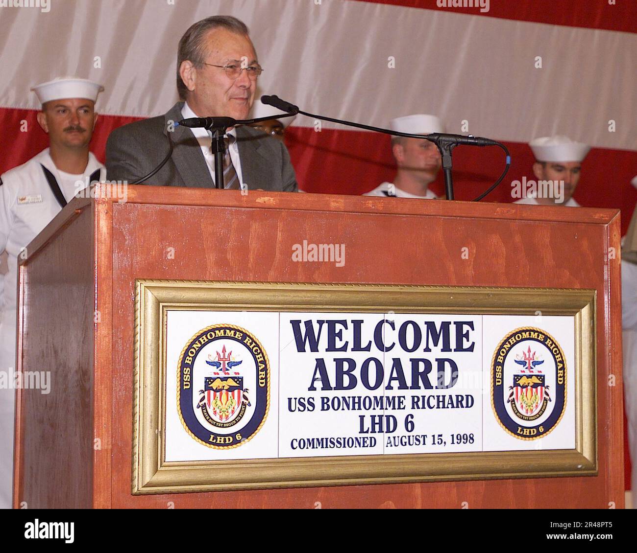 US Navy SECDEF visits USS Bonhomme Richard Stock Photo - Alamy