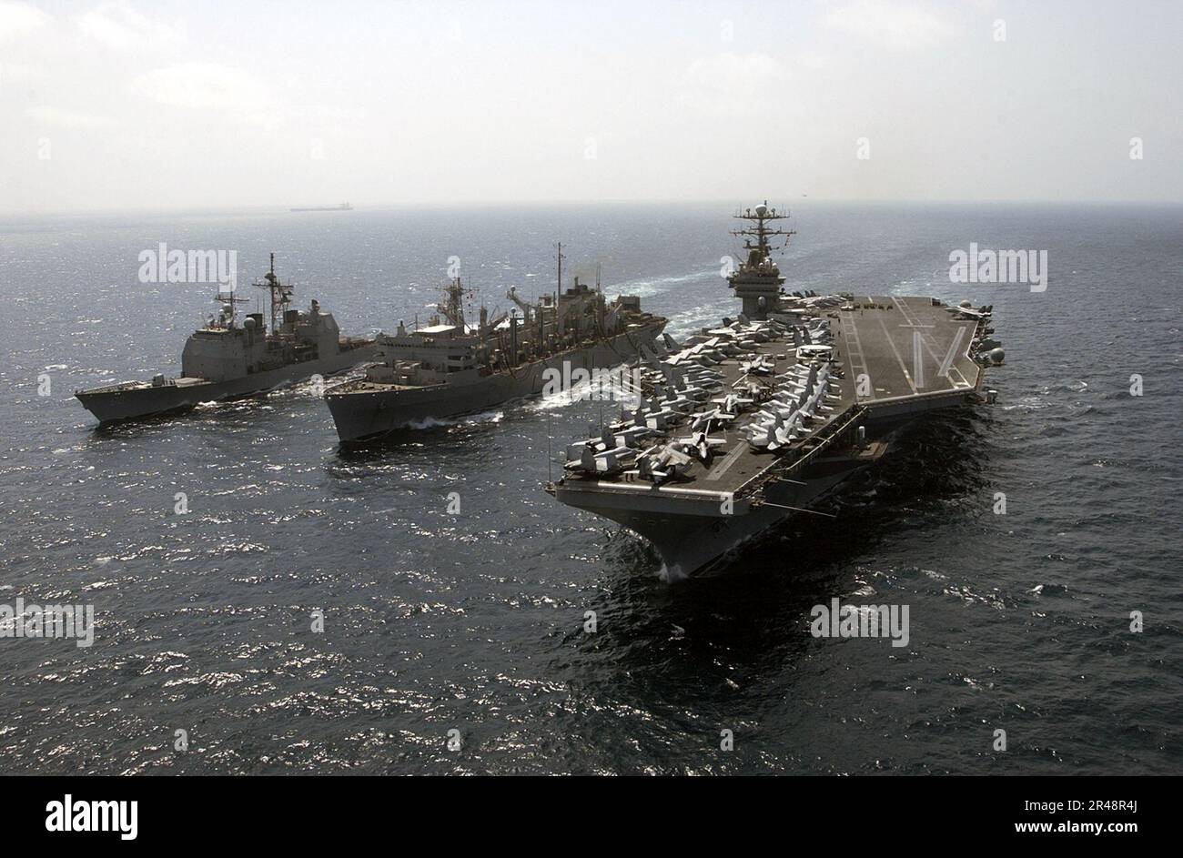 US Navy USS Washington battle group conducts unrep Stock Photo - Alamy