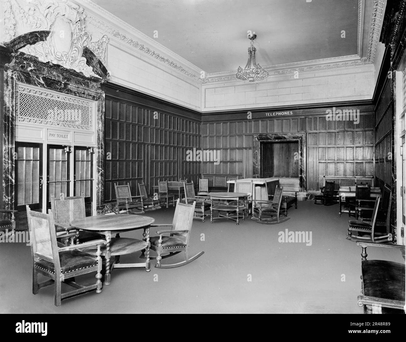 Ladies' room, Grand Central Terminal, N.Y. Central Lines, New York, c.between 1910 and 1920 ...