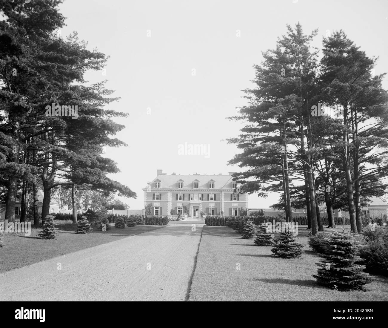 Lenox massachusetts Black and White Stock Photos & Images - Alamy