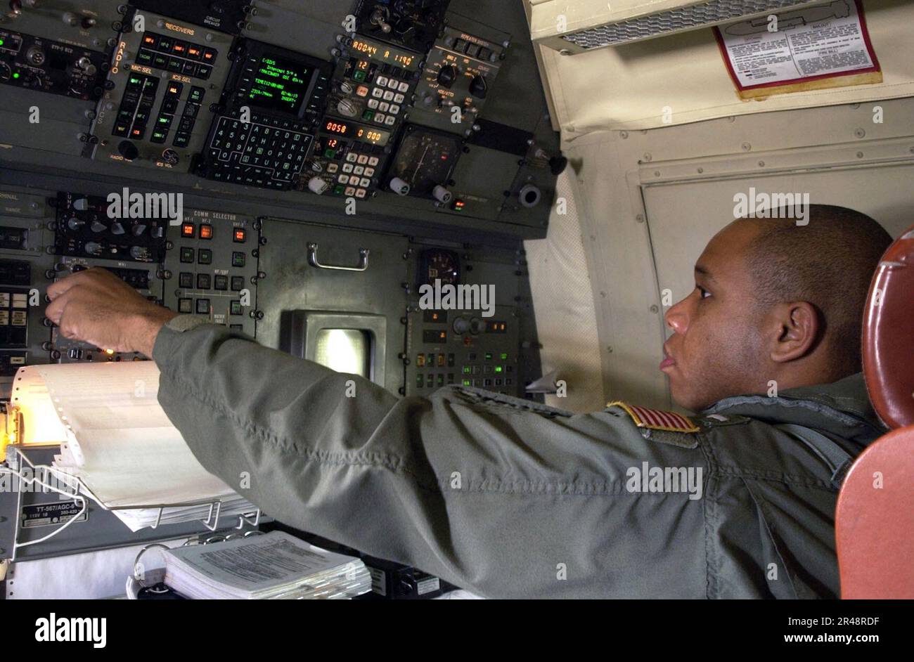 US Navy P-3 pre-flight checks Stock Photo - Alamy