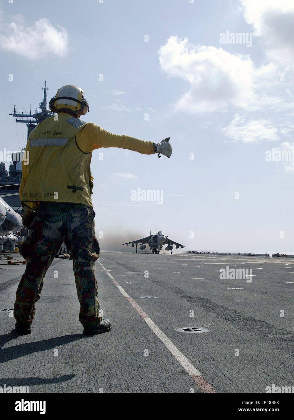 US Navy Aviation Boatswain's Mate Stock Photo - Alamy