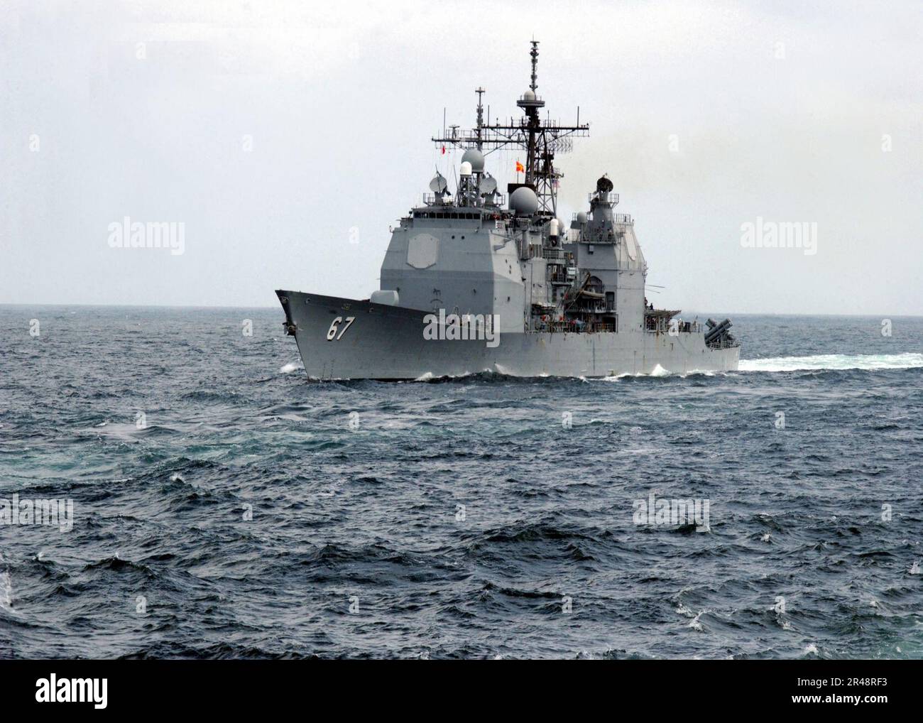 US Navy The Shiloh steams forth in the ocean as part of the USS Abraham ...