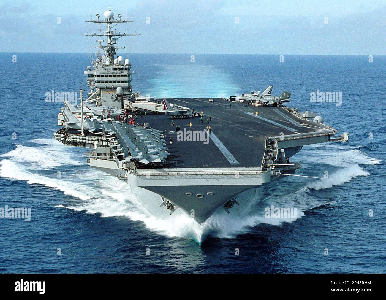 US Navy The nuclear-powered aircraft carrier USS George Washington (CVN ...