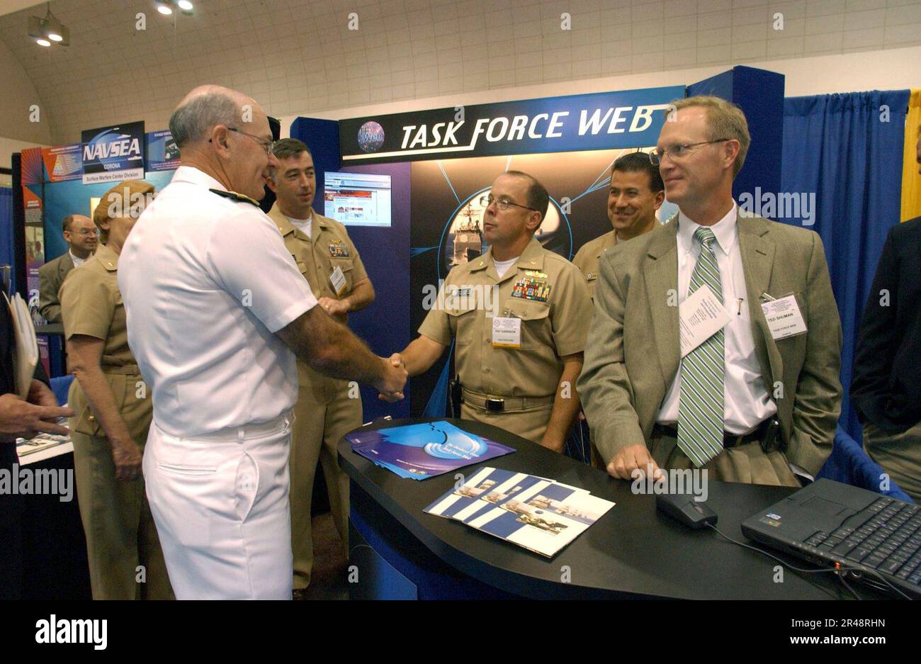 US Navy Admiral Vern Clark Stock Photo - Alamy