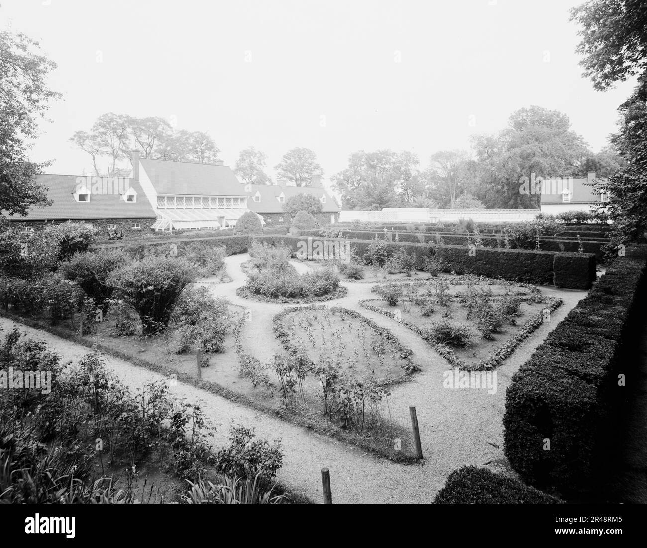 Servants quarters hi-res stock photography and images - Alamy