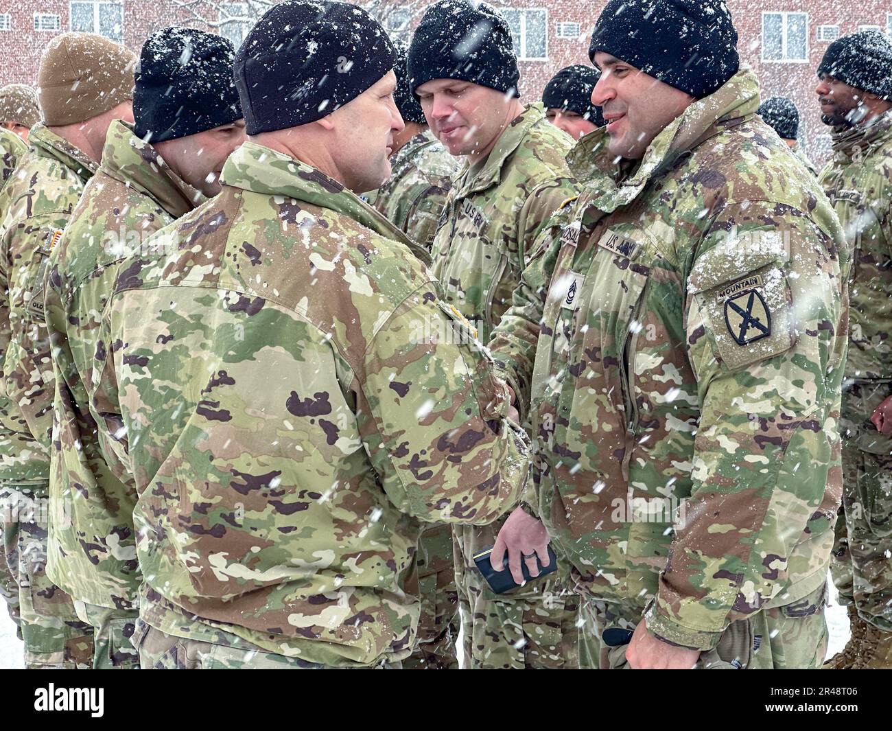 Us artillery compound hi-res stock photography and images - Alamy