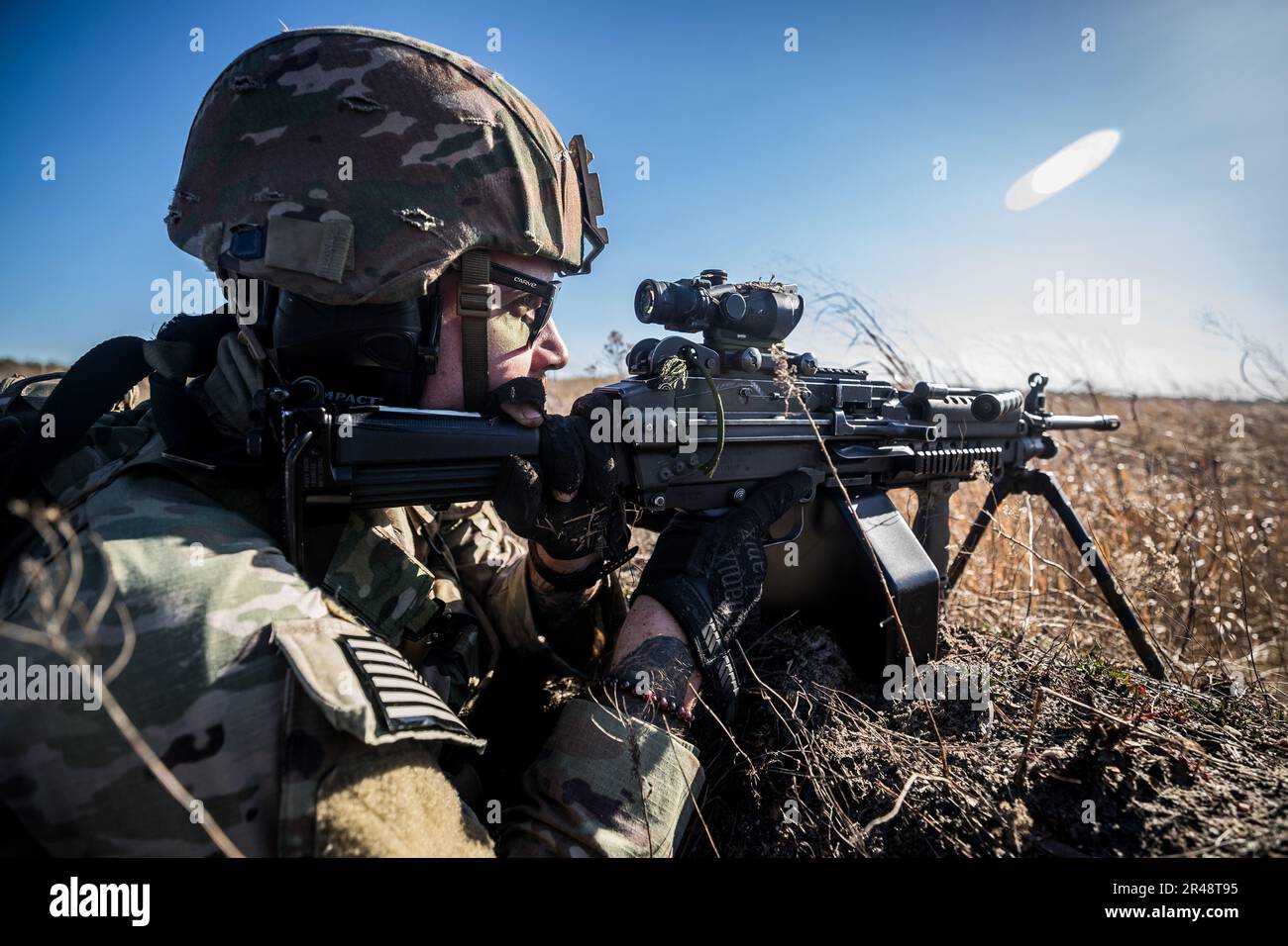 A U.S. Army Soldier, with Bravo Company, 1st Battalion, 114th Infantry ...
