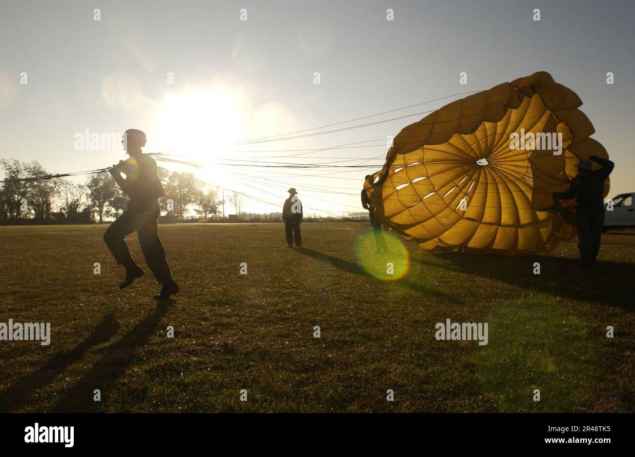 US Navy Navy, Air Force, and Marine Corps officers get a taste of the ...