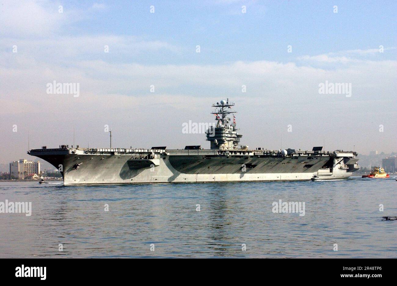 US Navy The aircraft carrier USS Carl Vinson (CVN 70) departs San Diego ...