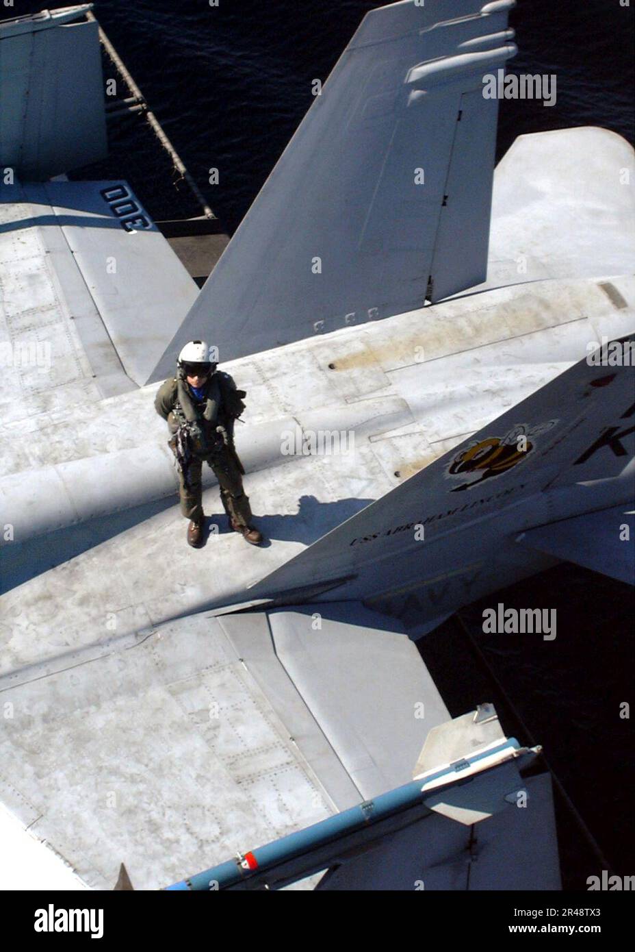 US Navy F-A-18C ''Hornet'' inspection Stock Photo - Alamy