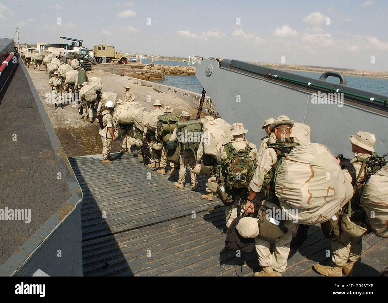 Us marines landing craft utility hi-res stock photography and images ...