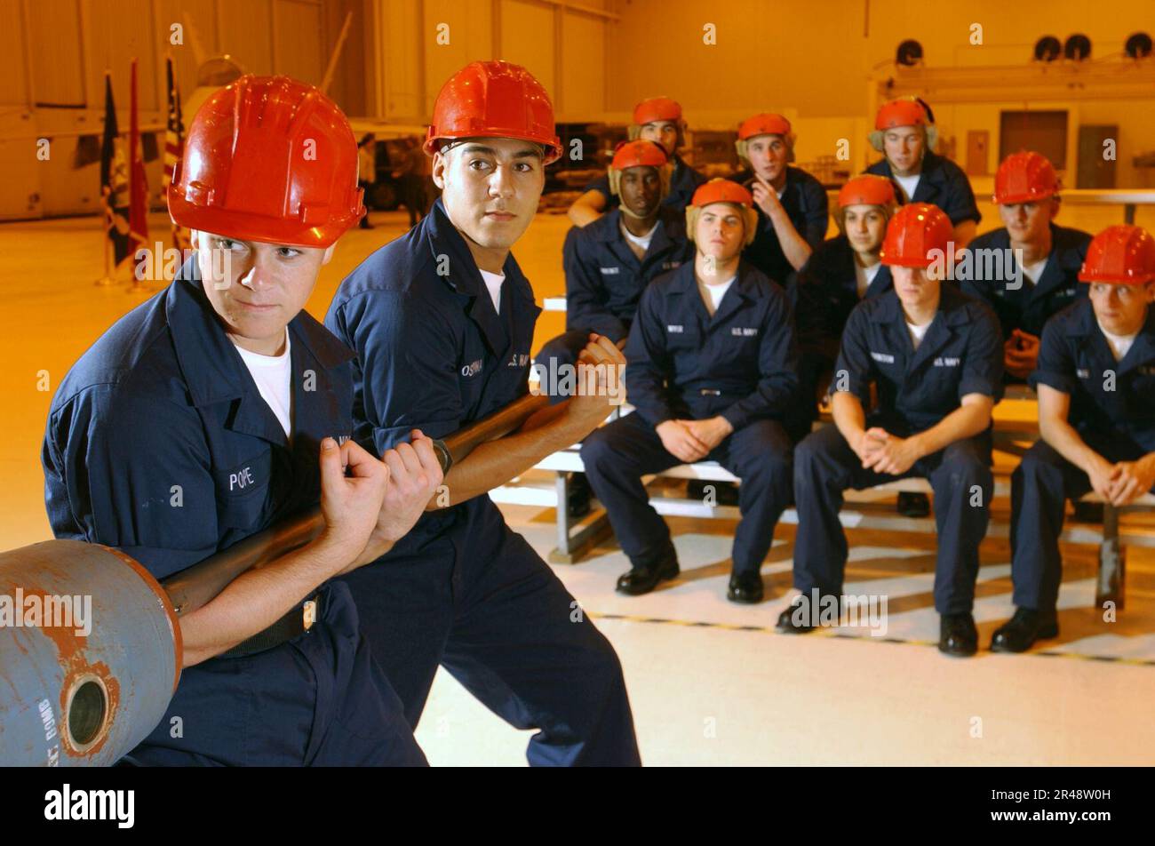 US Navy Students learn to move ordnance Stock Photo - Alamy