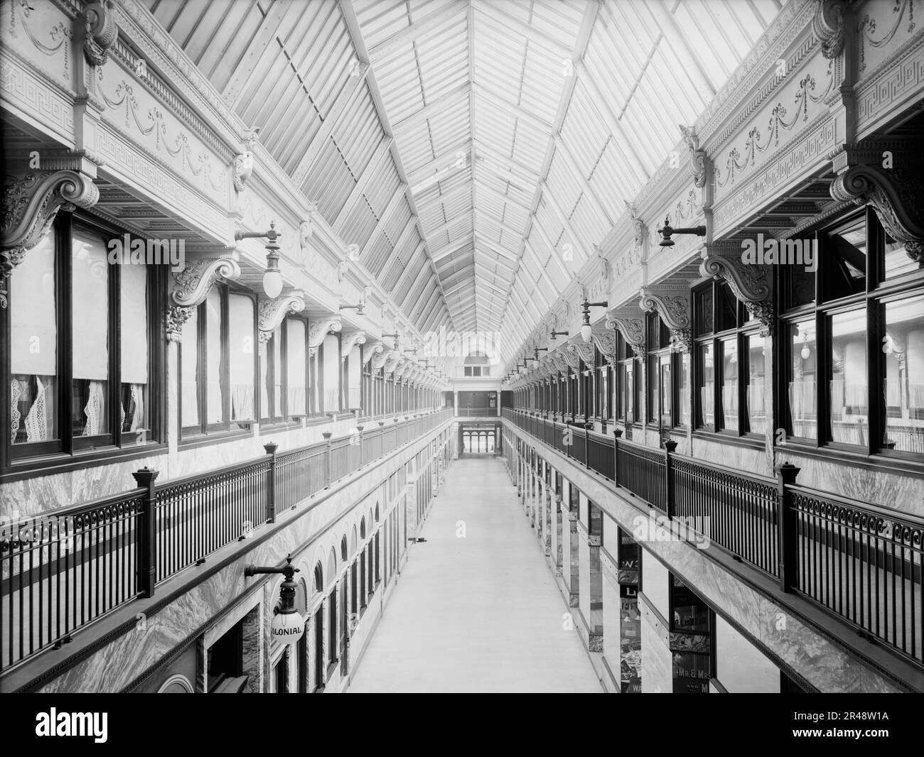 Cleveland historic shopping arcade hi-res stock photography and images ...
