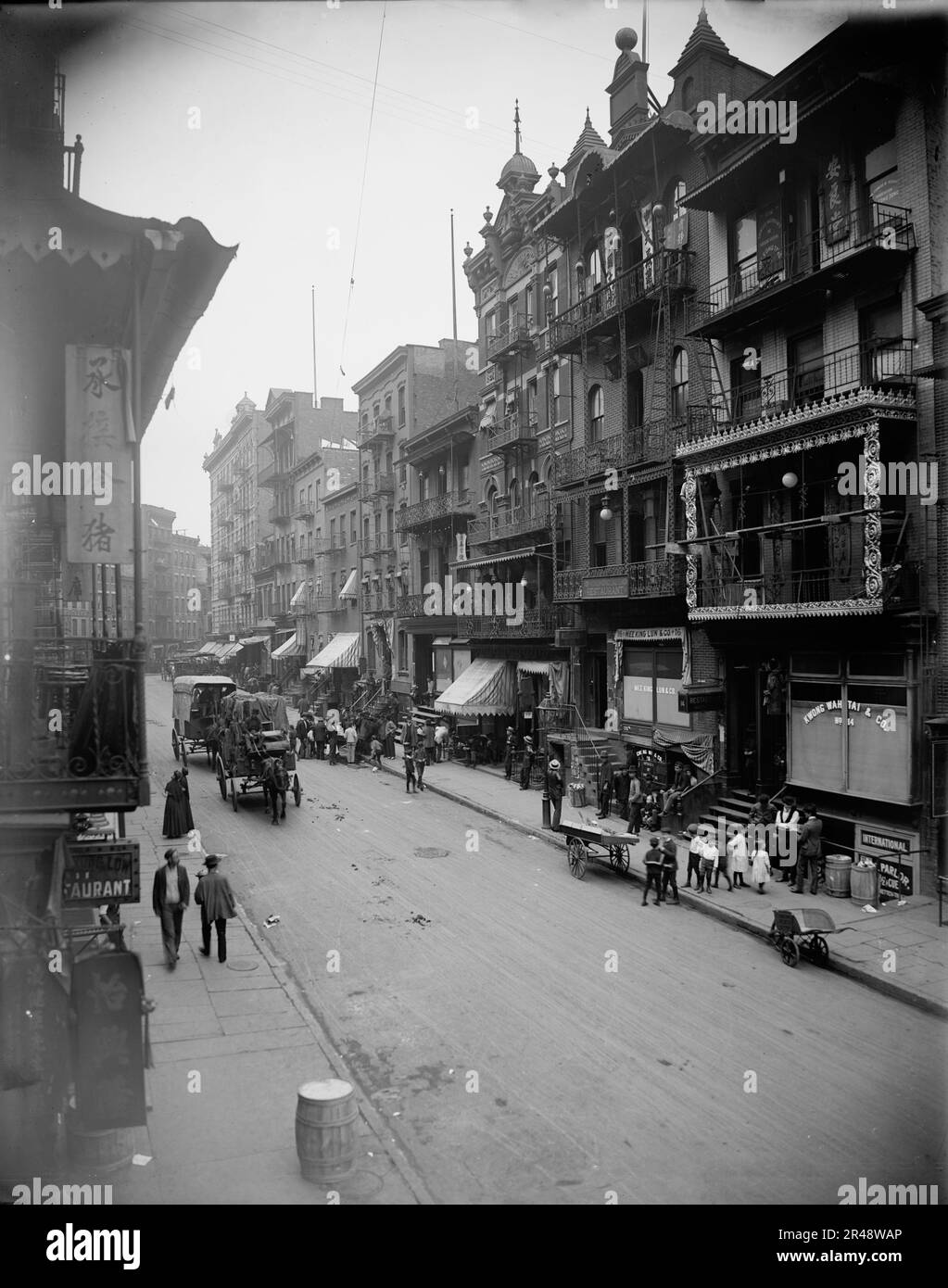 8 mott st hi-res stock photography and images - Alamy