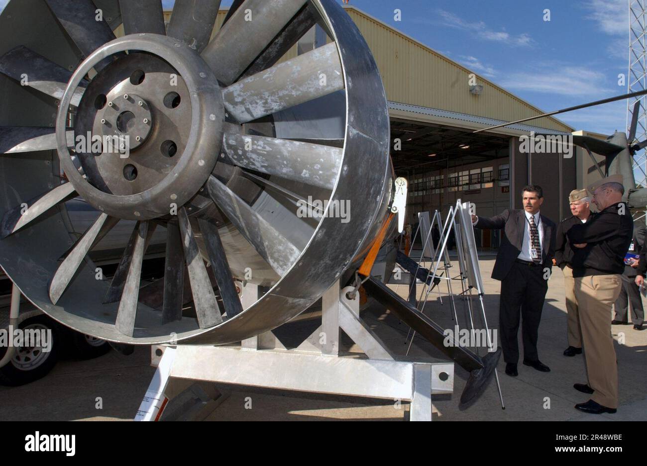 Mine hunting system hi-res stock photography and images - Alamy