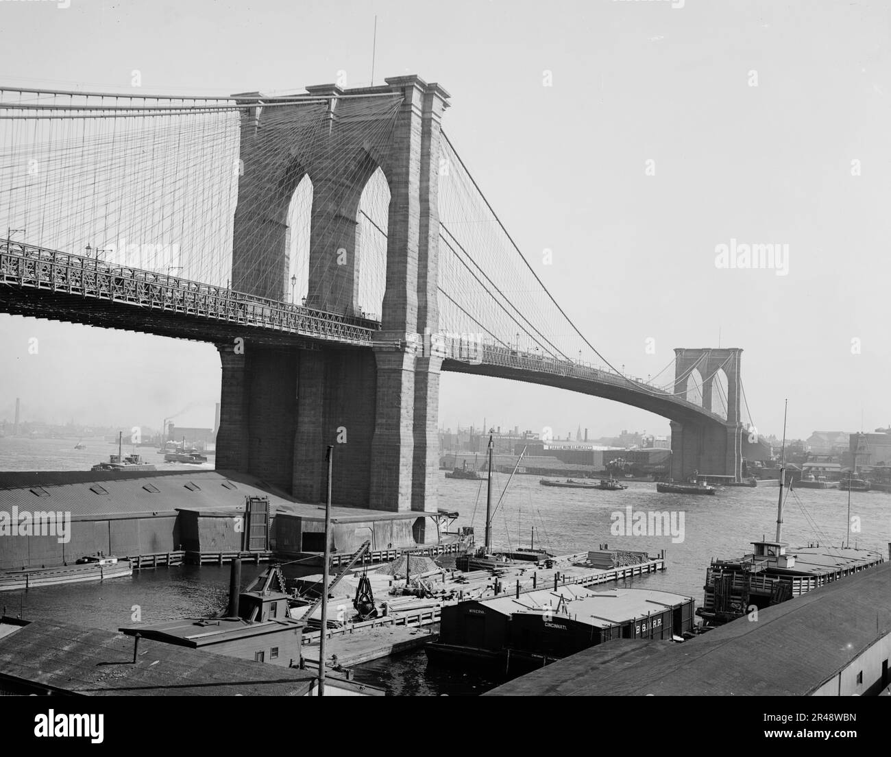 Brooklyn bridge 1900s hi-res stock photography and images - Alamy