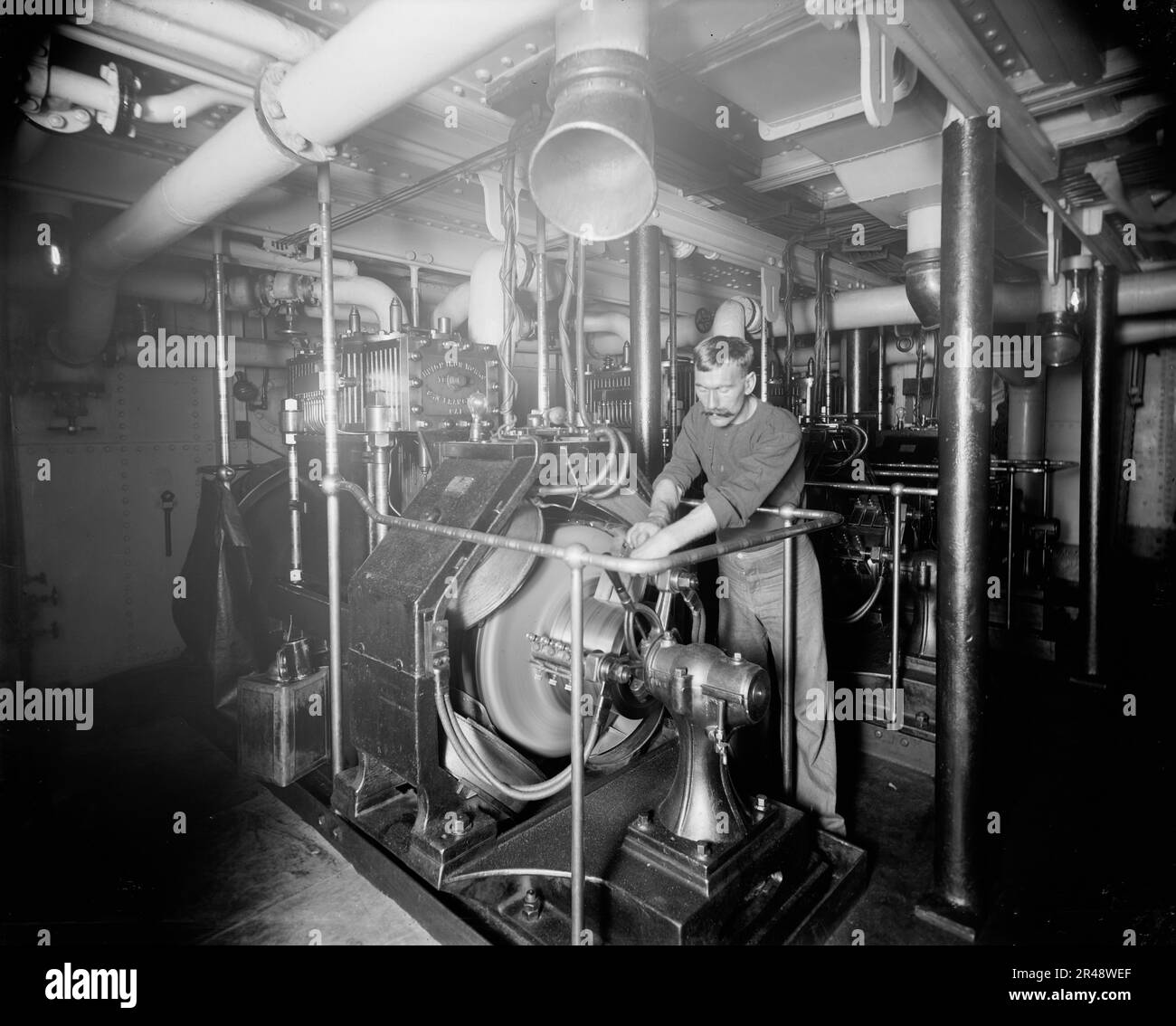 U.S.S. Oregon, dynamo room, between 1896 and 1901 Stock Photo - Alamy