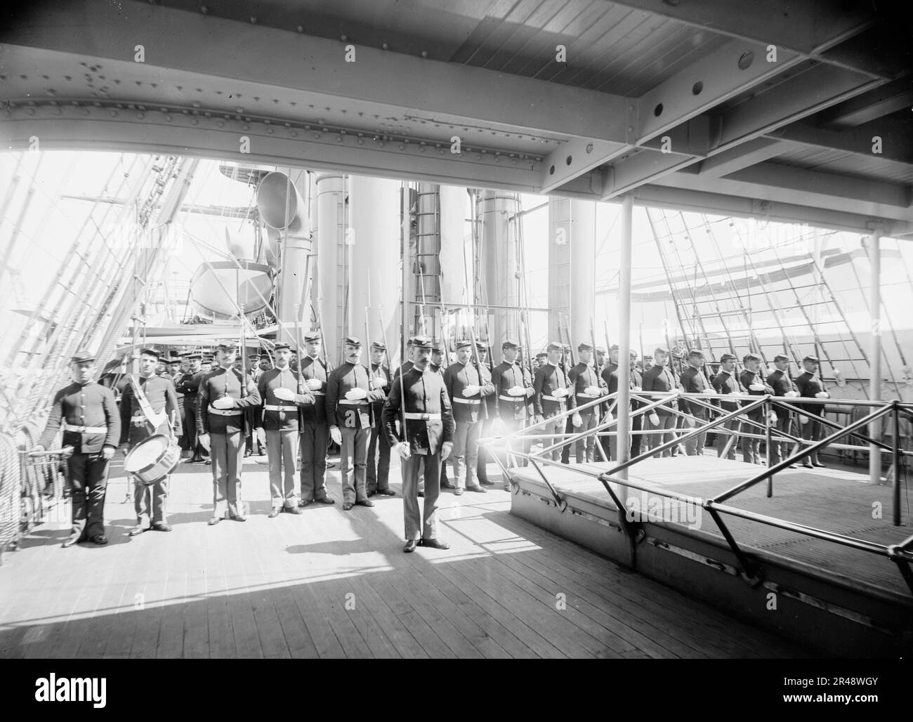 U s marines sailor marine hi-res stock photography and images - Alamy