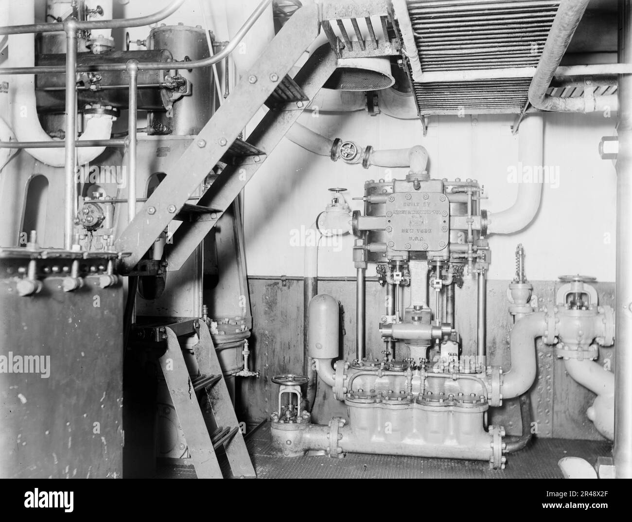 U.S.S. Kentucky, engine room, 1900 or 1901 Stock Photo - Alamy