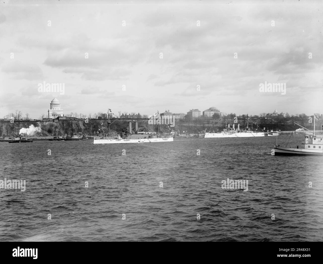 U.S.S. Maine and U.S.S. New York at Grant's Tomb, 1897 Apr 27. At the ...