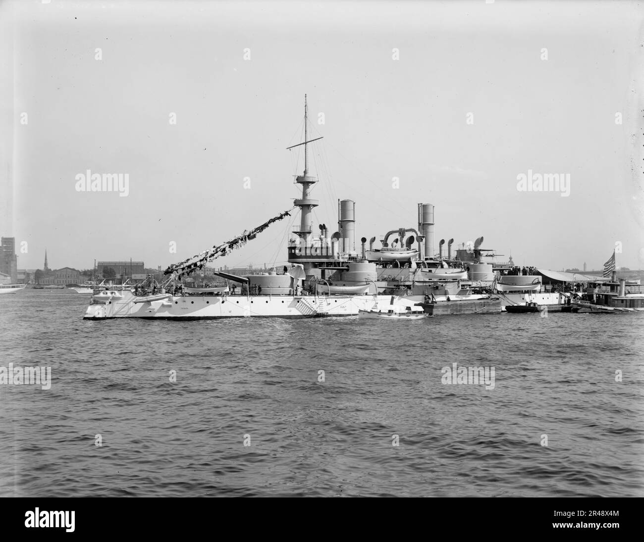 Uss indiana warship hi-res stock photography and images - Alamy