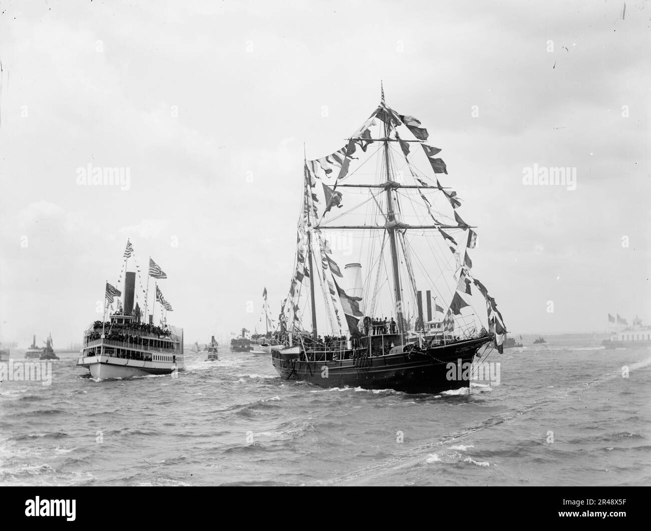 Uss despatch hi-res stock photography and images - Alamy
