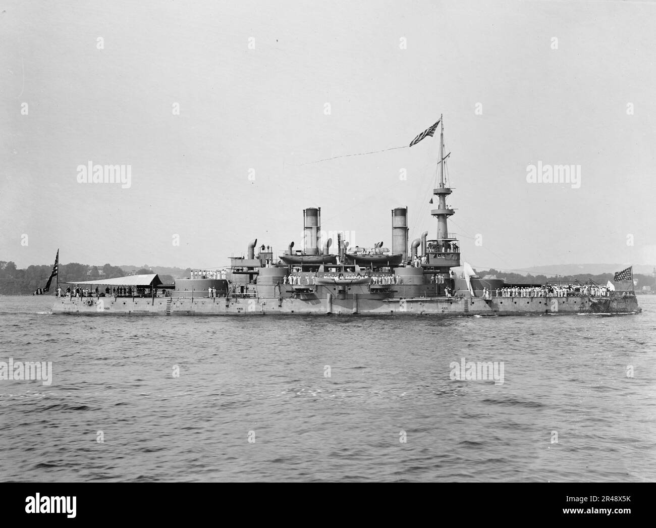 Uss indiana warship hi-res stock photography and images - Alamy
