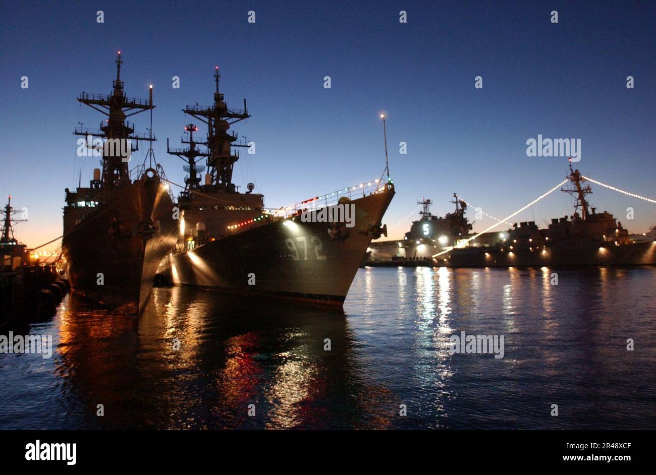 US Navy The first sunset of the year provides a beautiful backdrop for ...